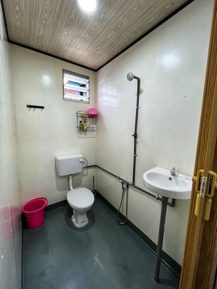 Padang Besar Gray Cabin - Sadao
