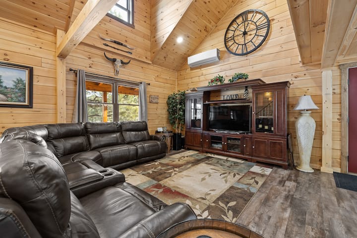 East Pines :Modern Cabin In Nature - Hermosa, SD