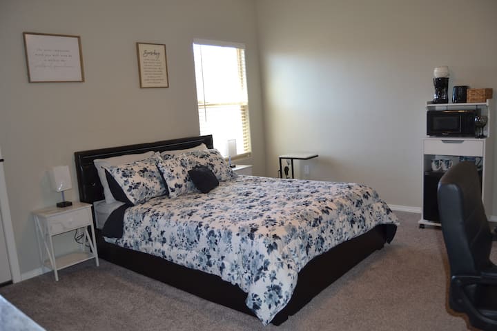 Cozy Guestroom In Las Cruces - Las Cruces, NM