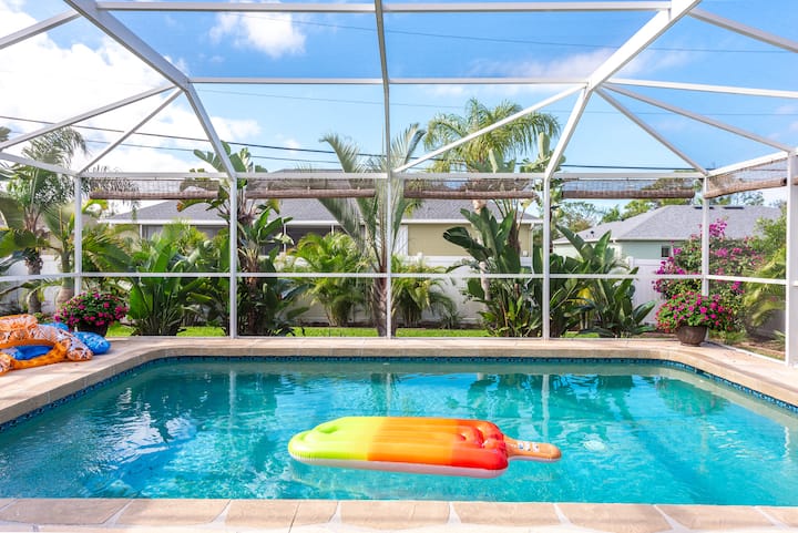 Heated Pool • Pool Table • Pac-man • Bbq • 2 Kings - Englewood, FL