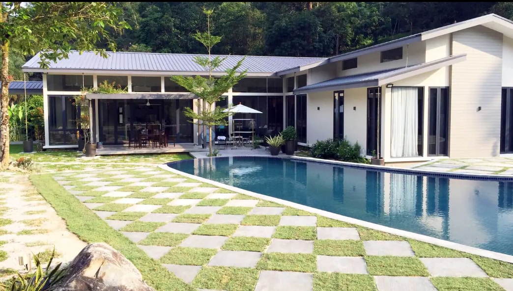 Nouri Villa - Houses for Rent in Hulu Langat, Selangor, Malaysia - Airbnb