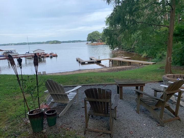 Cozy Home W/ Beach & Big Views! - Denver, NC