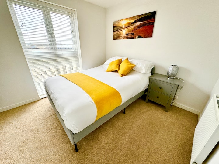 Bristol Suite (Sleeps 5) | Free Parking & Wi-fi - Bristol