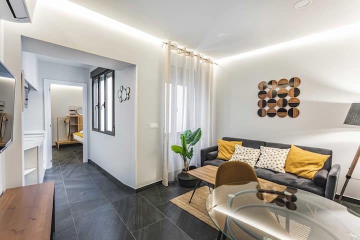 Ideal Para Parejas: Cáceres Central Suites - Cáceres