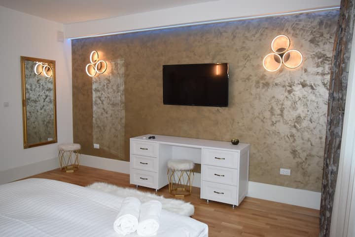 Rokebea Luxury - Brașov