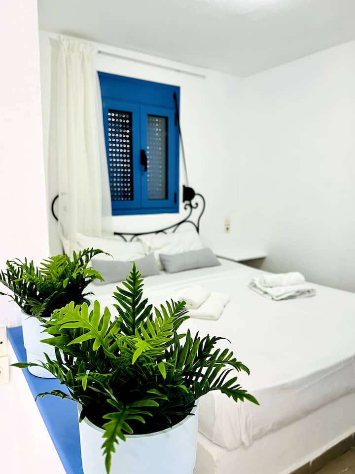 2 Level Studio – Double Bed, Shared Pool, Central - Chersonissos