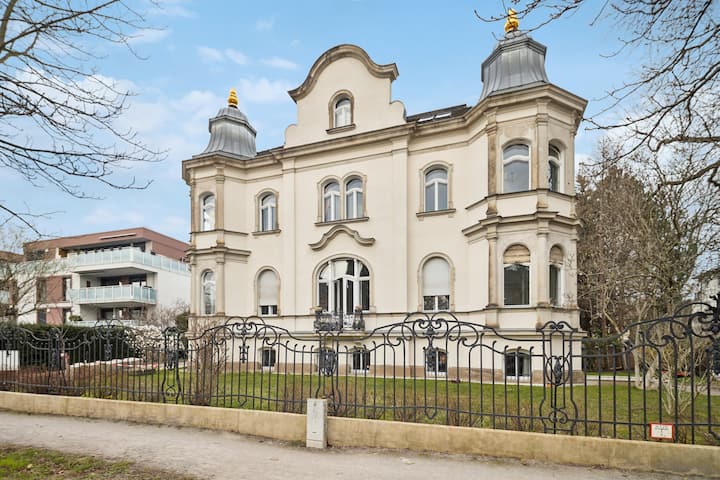 Großen Garten, Workplace, Family, 7 Ppl., Smart-tv - Dresden