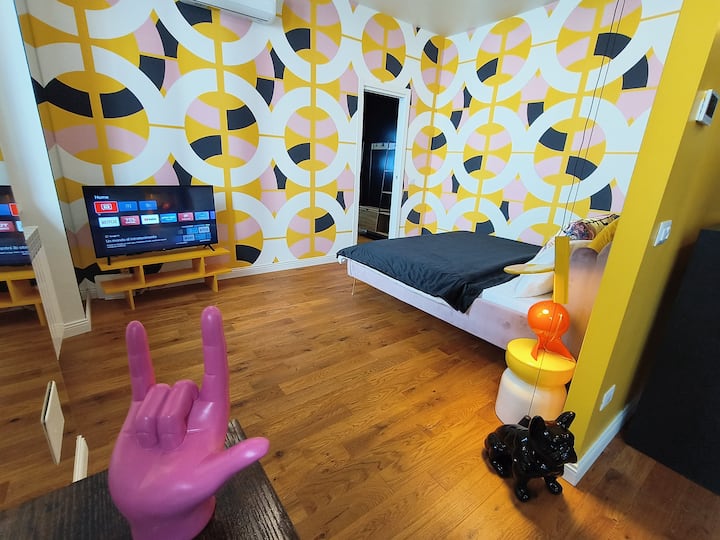 Milan Apartment | Steps To Subway, Top Attractions - Milán