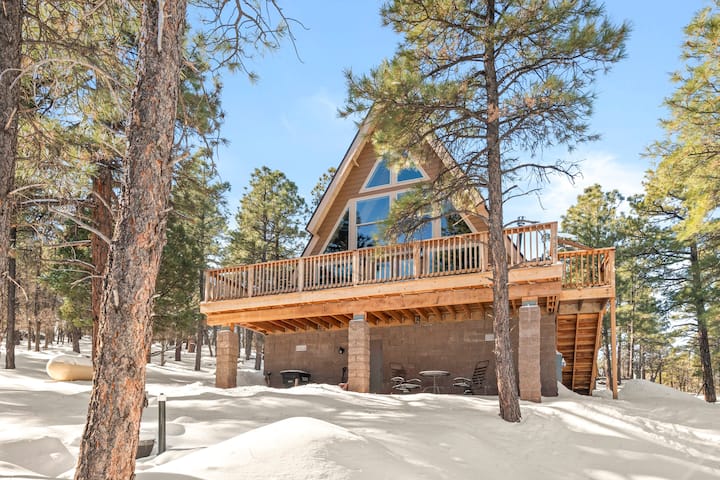 Grandma's Treetop Cabin - Williams, AZ