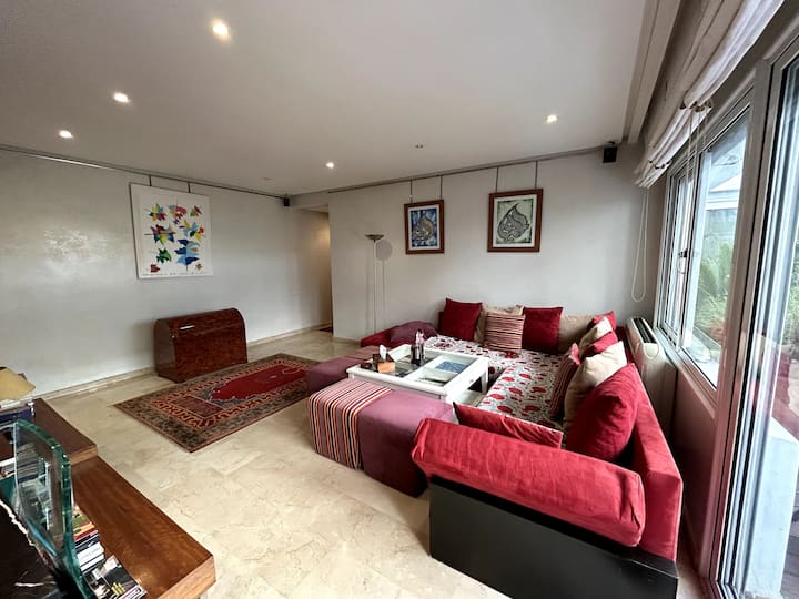 Un Appartement En Plein Centre Calme Avec Jardin - Casablanca, Maroc
