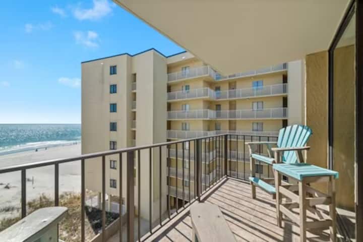 Oceanfront 5 Bed Majestic Waves At The Gulf House - Gulf Shores, AL