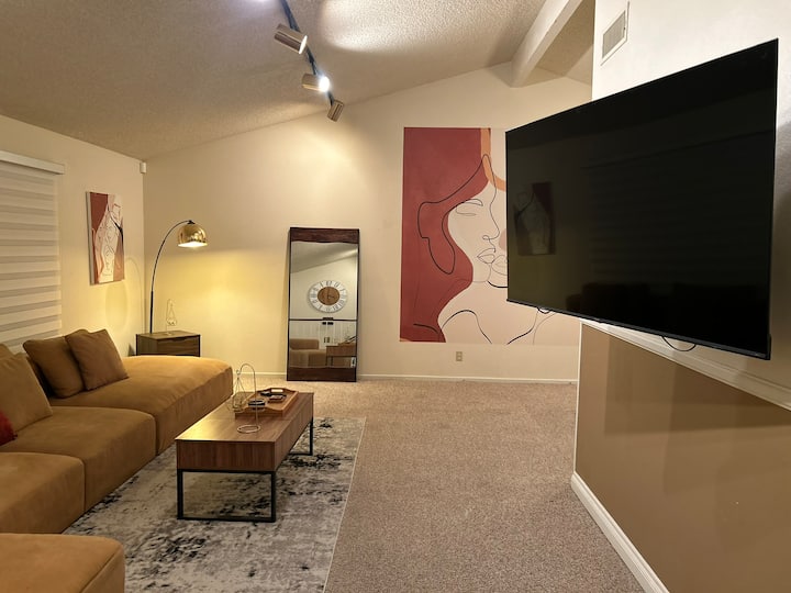 Escape 2 Paradise In Sin City W/pool! - Henderson, NV