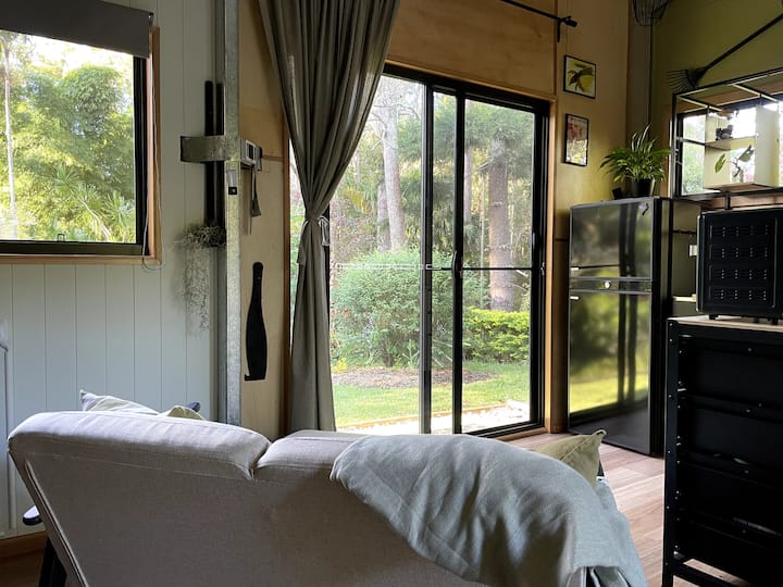 Mcintyre's Rest-cosy Garden Shed - Nambour