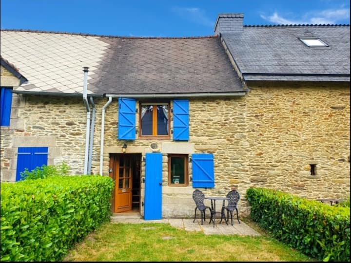 Maison à Louer Helléan. - Guillac