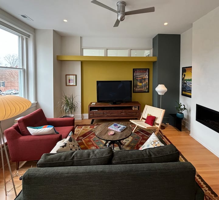 The Flat On The Hill - Richmond, VA