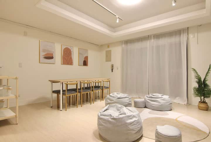 Single Room (D)|near Mrt Zhishan - Taipei