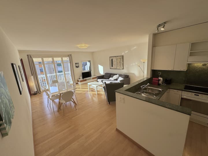 City Center / Brunau - 2.5 Rooms - Zürich