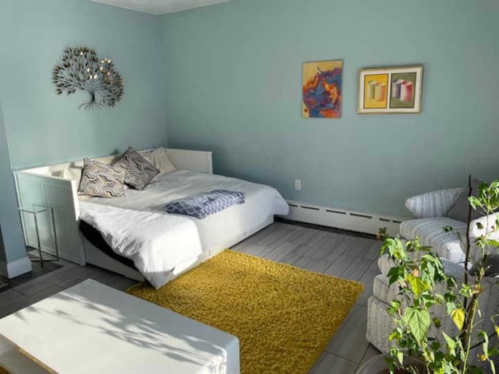 Studio Sanctuary By The River - Neshaminy State Park, Bensalem