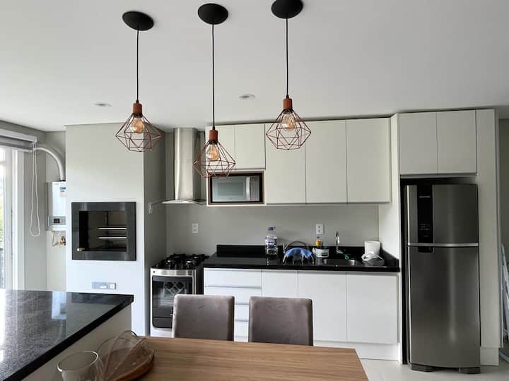 Apartamento Novo Em Gramado, Próximo Do Centro - Gramado