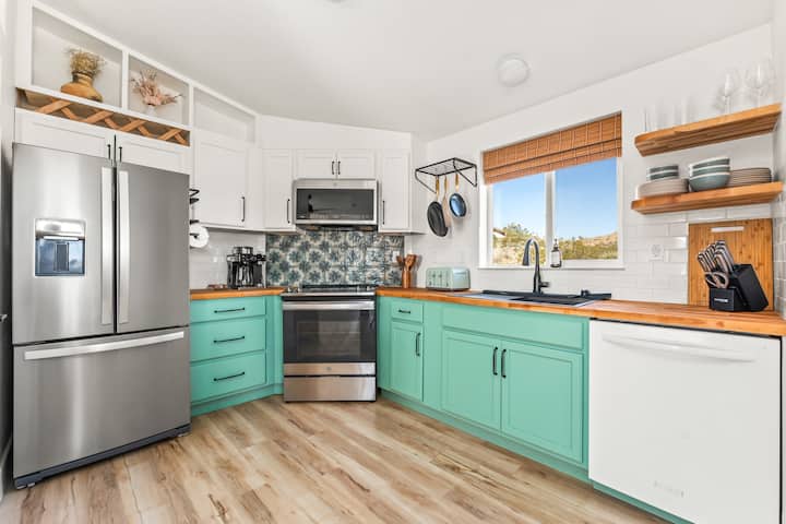 Cholla Hills Home | Stunning 360° Views | Near Jt - Yucca Valley, CA