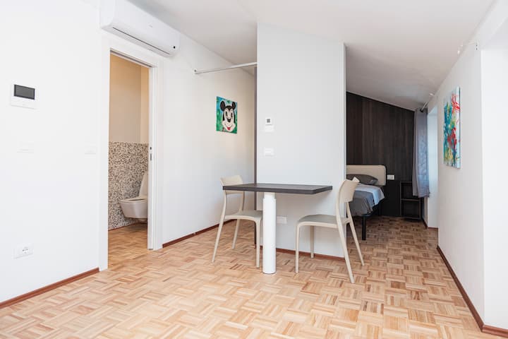 Appartamento In Centro A Trieste - Trieste