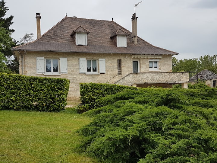 Maison à Louer Dans Le Lot - Carennac