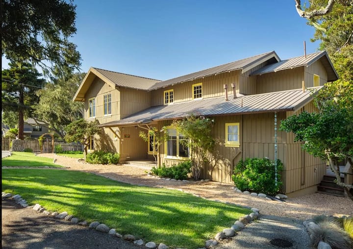 Angel Hill Compound Near Beach - Monterey, CA