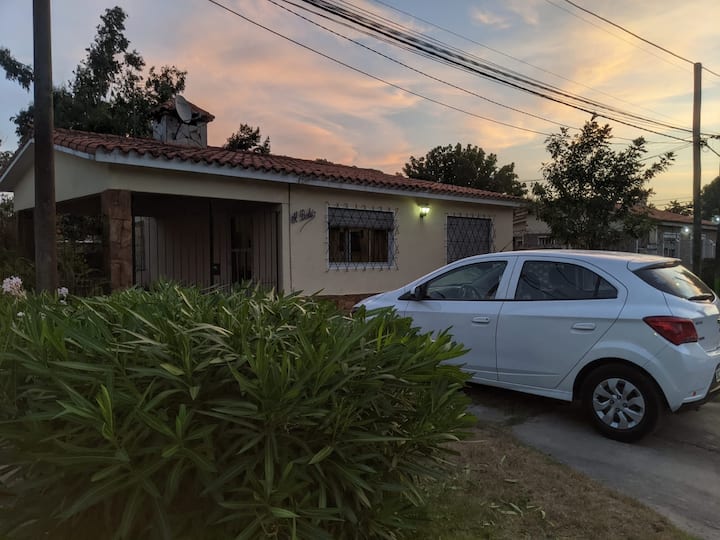 Casa Amplia Con Parrilla - La Floresta