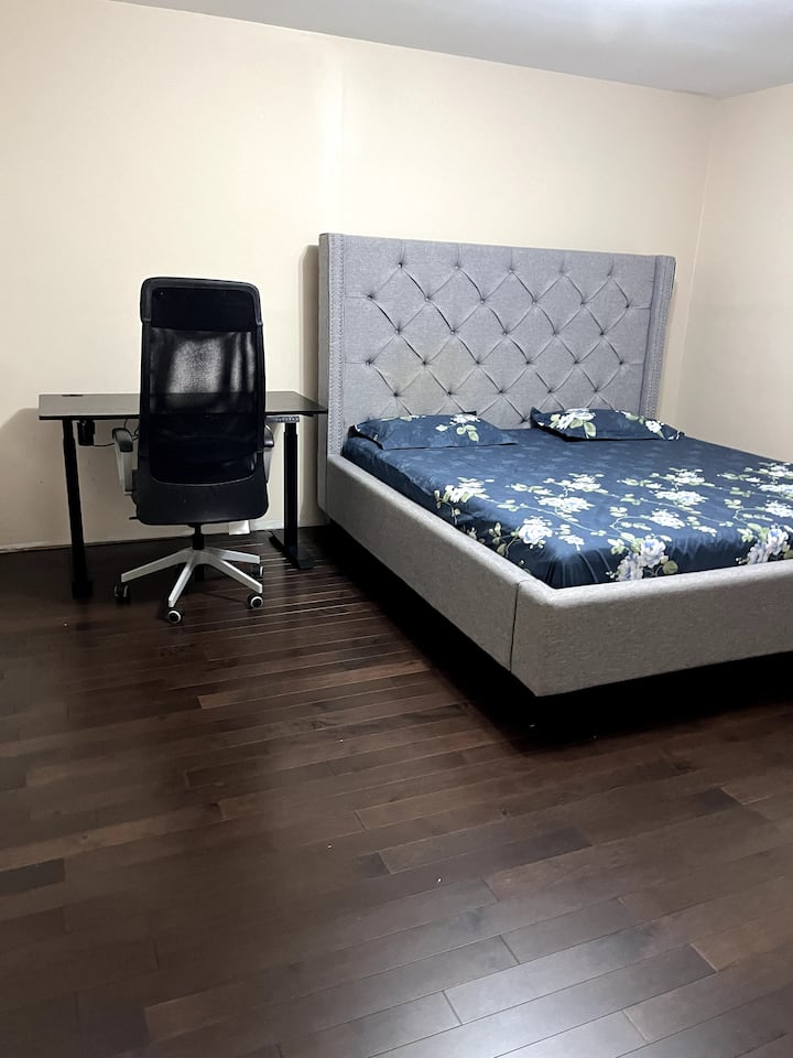 Cozy Haven-west Island | 15 Min Montreal Airport - Dorval