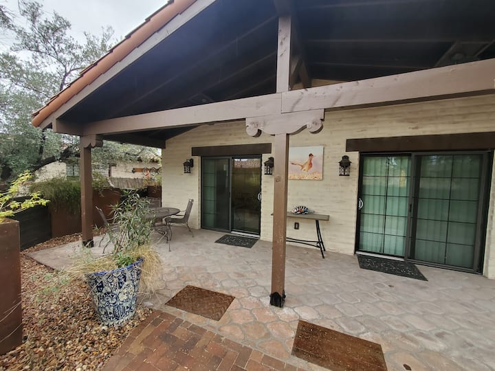 Entire Private And Charming Guest House - Tucson, AZ