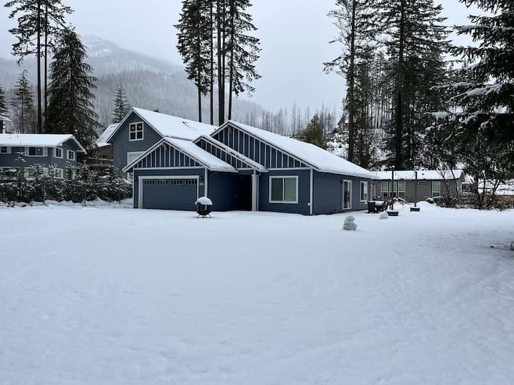 Detroit Lake Getaway - 底特律