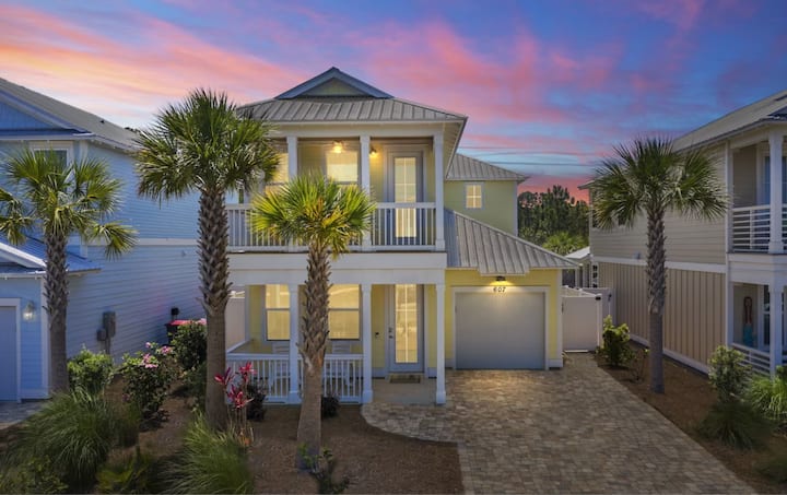 5 Bedrooms & 1 Block To The Beach Free Heated Pool - Panama City Beach, FL