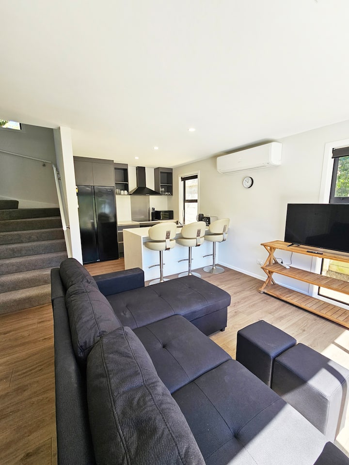 New 3 Bed And A Garage Hataitai! - Wellington