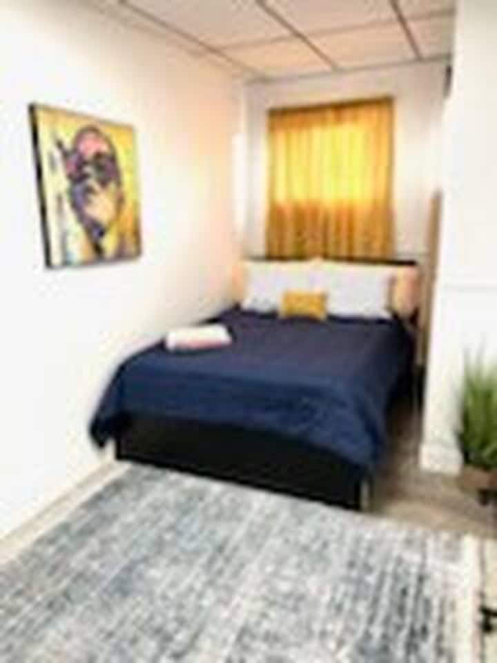 Super Convenient 3 Beds, Parking, Close T Station - Wakefield, MA