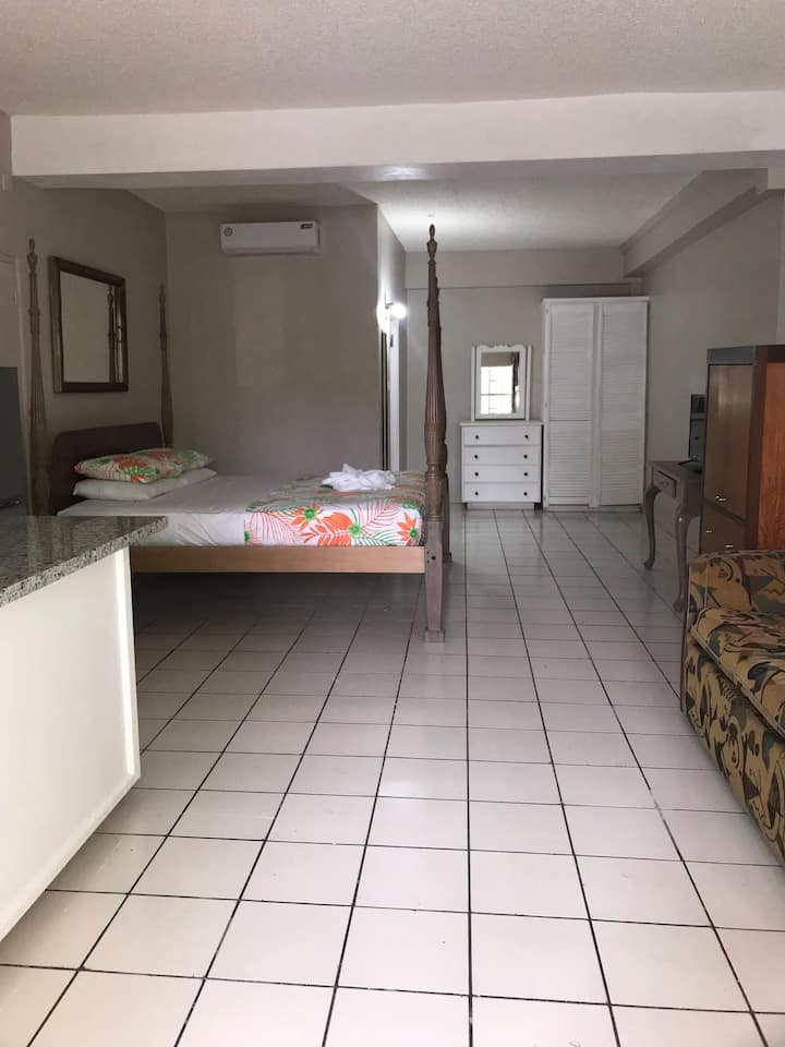 Quaint Retreat In Rodney Bay - Santa Lucía