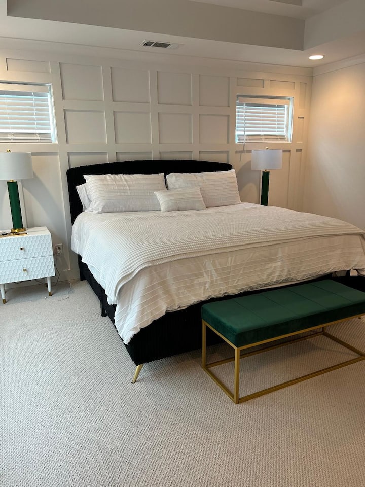 Urban Elegance: Luxurious 3 Br - Atlanta, GA