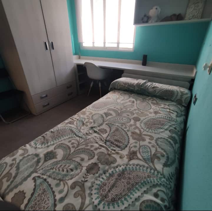 Habitación Individual En Alzira - Alcira