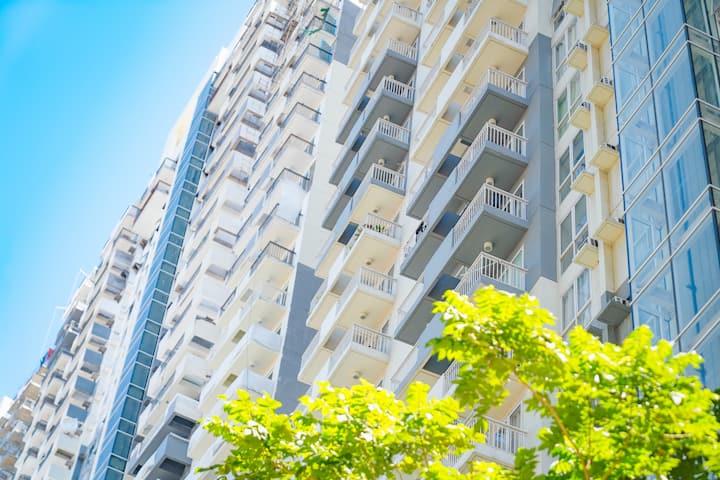 R'holistay Cozy Pasig Condo W City Views & Netflix - Pasig