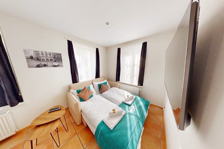 Top Lage, Smart Tv&workspace - Solution Grischun - Coire