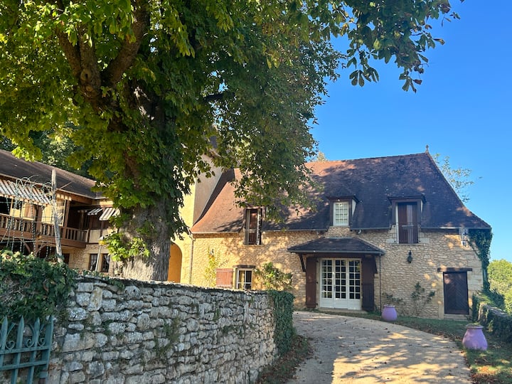 Gîtes De Charme Pour 16 Pers, Tennis Et Piscine - Dordogne