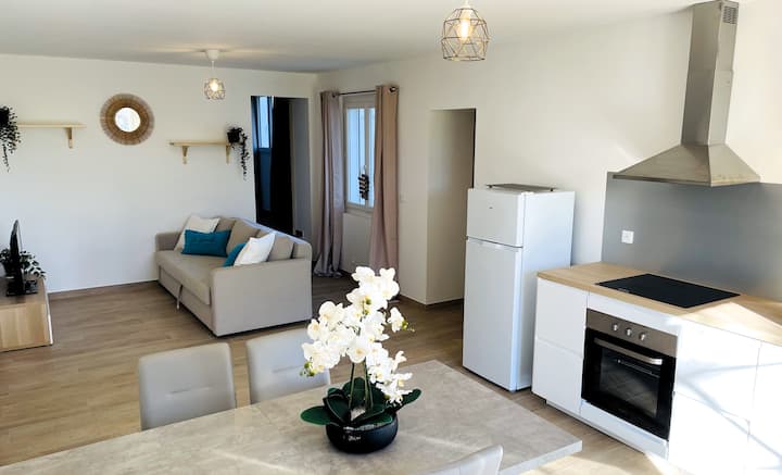 Maison En Pierre Au Milieu De La Nature - Pierrefeu-du-Var
