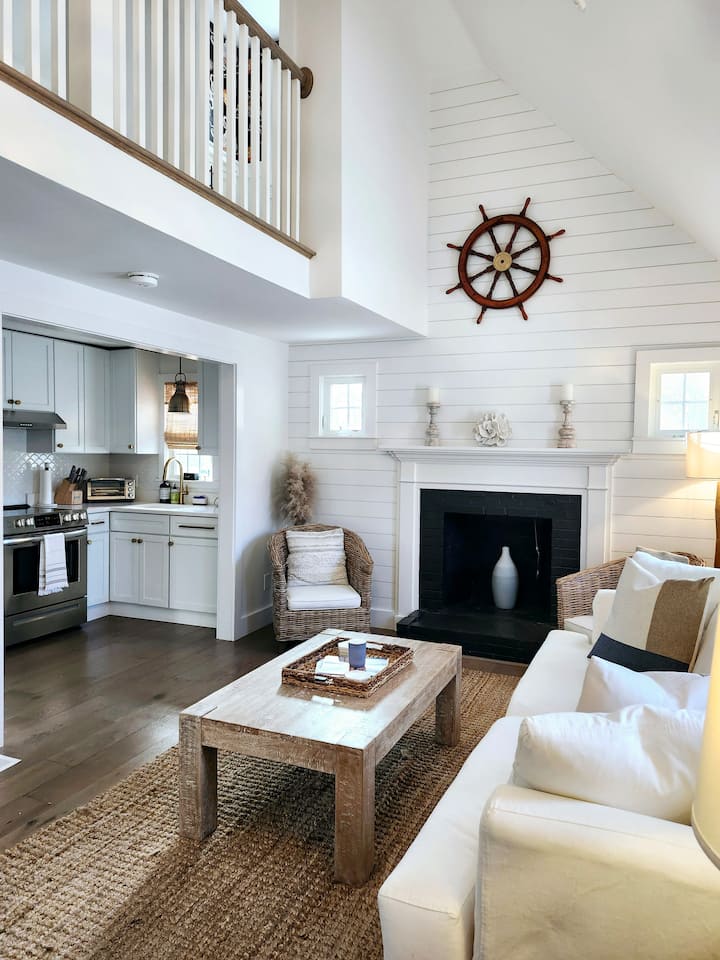 3bdrm, 2miles 2 Beach, Kayaks, Ac, Firetable, Pond - South Yarmouth, MA