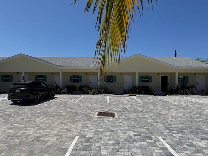 Welcome To Cassia Nivas - Cayman Islands