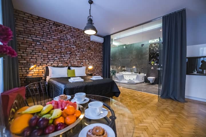 Old Town Jacuzzi Kitchen 3 Bedrooms Up To 10people - Cracóvia