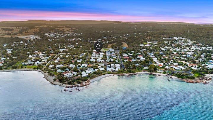 Indianic Sunrise | Luxe Homestays - Busselton