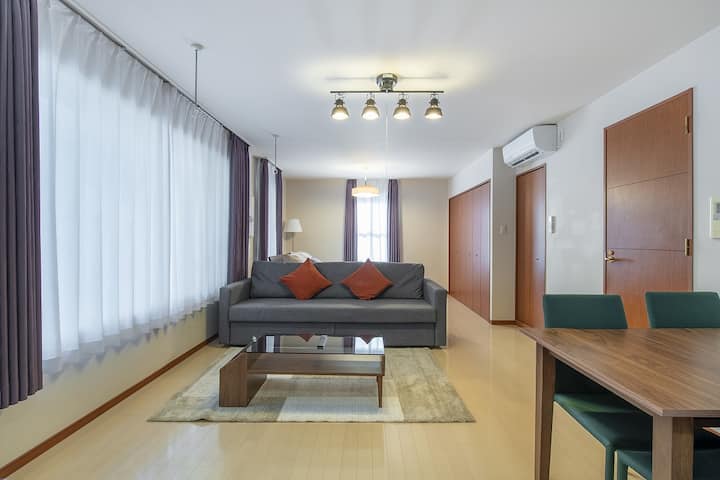 最寄り駅まで徒歩4分/六本木&赤坂まで徒歩圏内/グラ六本木 D01 - Roppongi