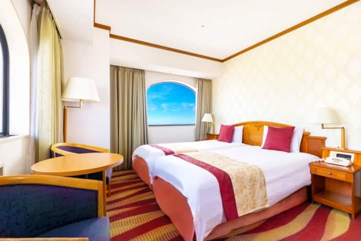 The 12th Floor Or Higher, Hollywood Twin Room - Kobe