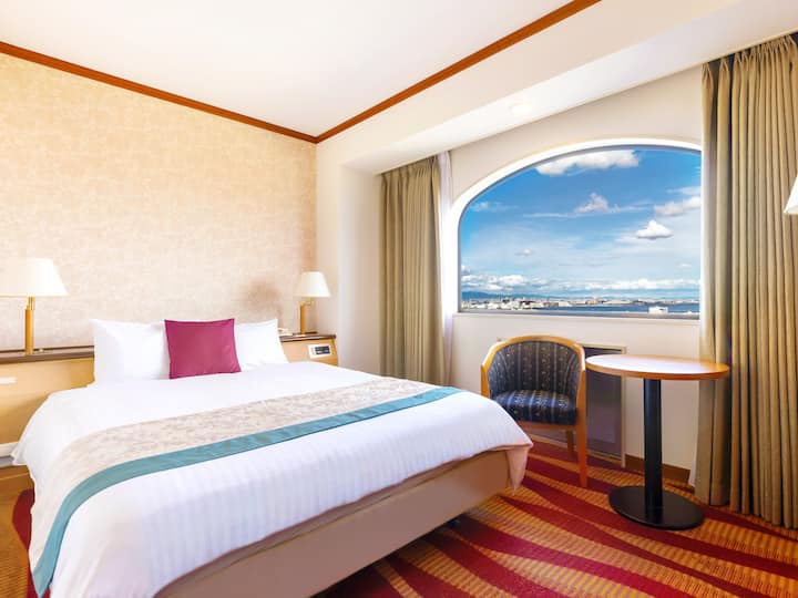 The 12th Floor Or Higher, Double Room Nonsmoking - Kobe