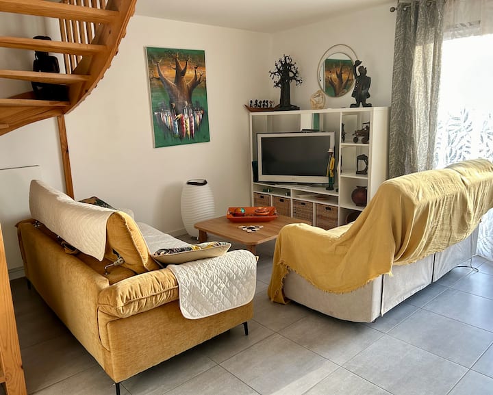 Maison Mitoyenne 4 Personnes 4 Kms Centre Ville. - Bayona, Francia