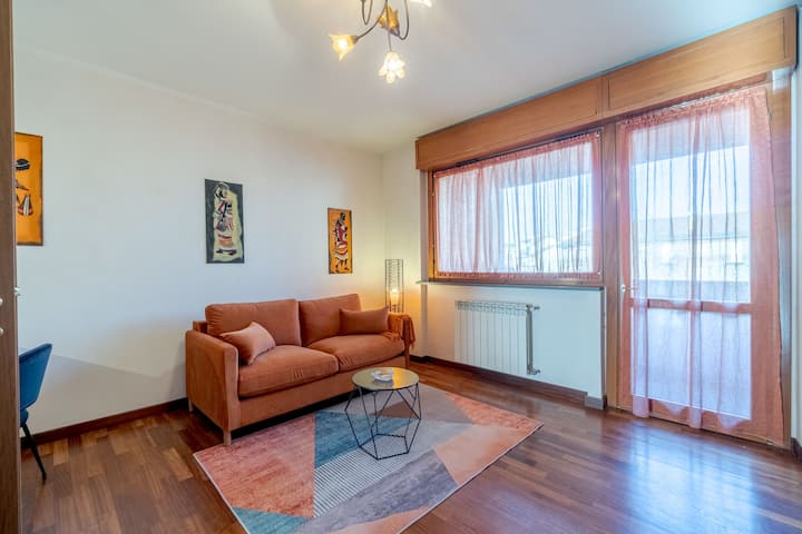 Crocetta Modern & Roomy Flat X6 With Balcony - Turín